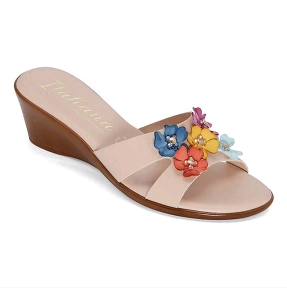 italiana | Shoes | Italiana By Italian Shoemakers Womens Wedge Sandals ...